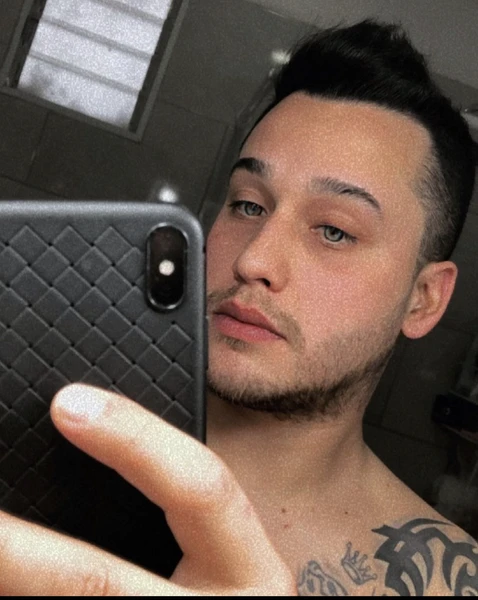 Axel Alvarez (@axlalvarez) • Tecito