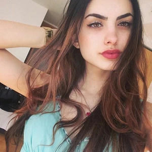 Julia Rouse (@juliuwuwuwuwuwuwuwue) • Tecito