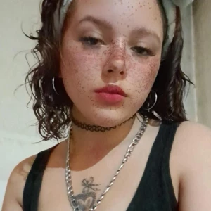 Nayely Marisol (@nashee3) • Tecito