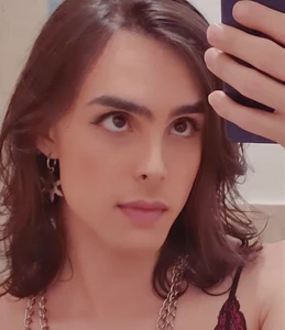 Nia (@niaxx) • Tecito